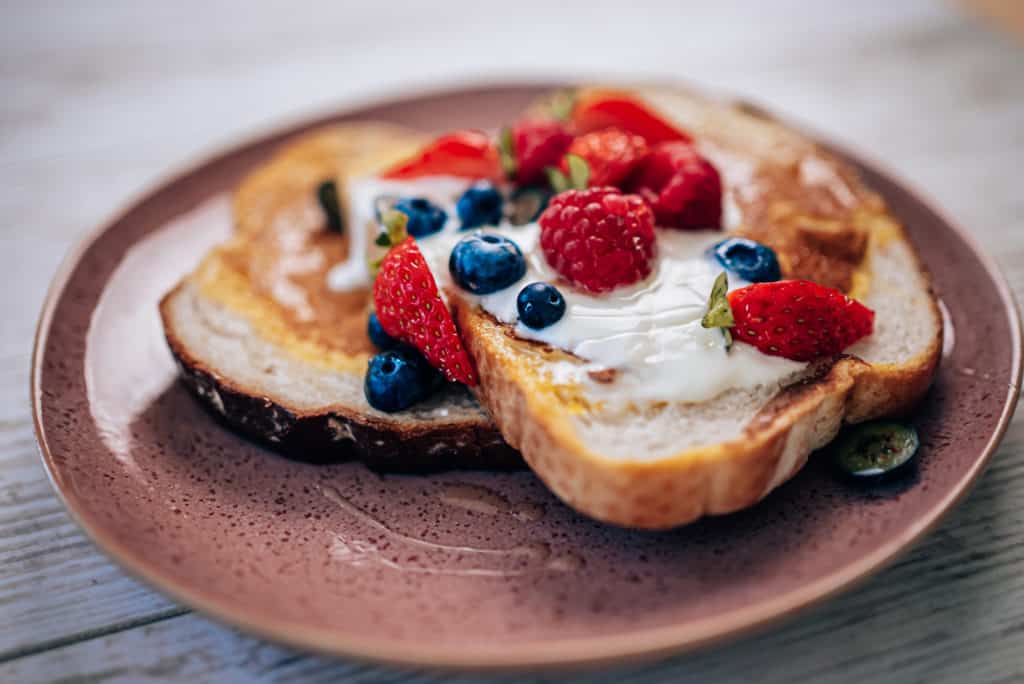 French Toast With Yogurt & Berries Recipe - National Dairy Council Ireland
